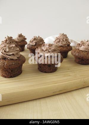 Ready mini cakes Stock Photo - Alamy