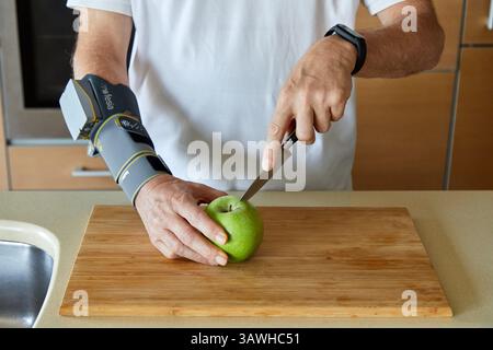 The rehabilitation device based on functional electrical stimulation ...