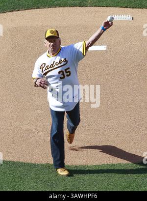 San Diego Padres pitcher Randy Vásquez (98) throws during the second inning of a baseball game ...