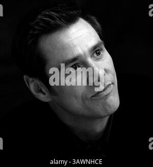 November 22, 2004 - Hollywood, California, U.S. - Liam Aiken promoting ...