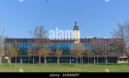 HQ Panoama - View of the Leibniz University campus in Hanover with the ...