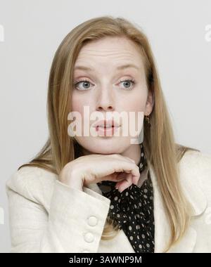 AWAY FROM HER, Director Sarah Polley, on set, 2006. ©Lions Gate ...