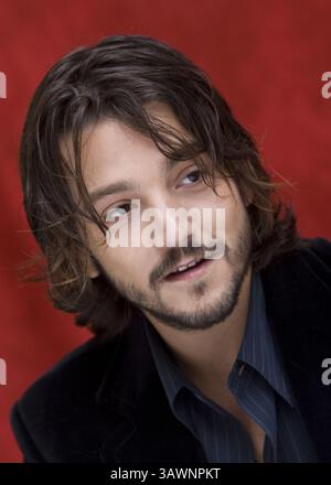 October 28, 2008 - Hollywood, California, U.S. - Emile Hirsch promoting ...