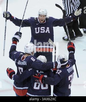 USA's Ryan Kesler celebrates his second period goal against Canada ...