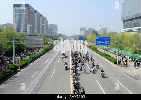 The 2025 Beijing Marathon kicks off in Beijing, China, 2 November, 2025 ...