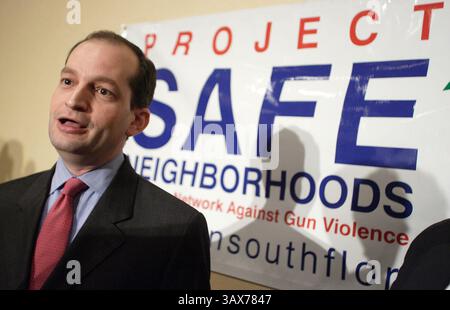 September 29, 2008 - Miami, FL - Florida, USA - United States - (CH ...