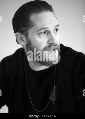 15 January 2010- Hollywood, California- Pregnant Paula Patton arrives ...