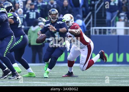 Arizona Cardinals defensive tackle Calais Campbell (93) takes the field ...