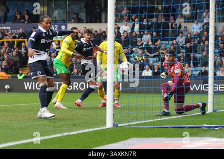 9, Mihailo Ivanovic of Millwall FC scores to make it 1-0 during the Sky ...