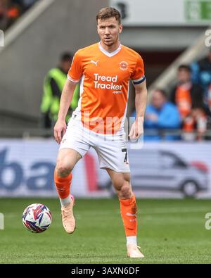Lee Evans of Blackpool during the Sky Bet League 1 match Wycombe ...
