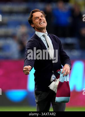 Scott Parker Manager of Burnley celebrates during the Burnley v ...