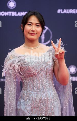 Jiang Yuyan attends 25th Anniversary Laureus World Sports Awards - Red ...