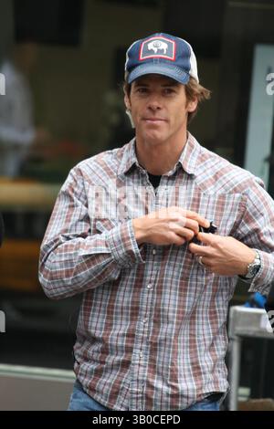 Danny Moder, husband to Julia Roberts, brings their three children ...