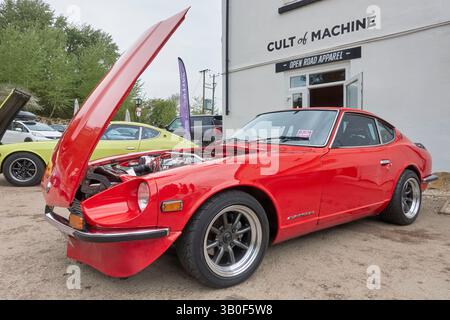 Datsun 240Z, 1974, Japanese sports saloon in red Stock Photo - Alamy