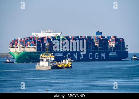 Entrance to the seaport of Rotterdam, CMA CGM Concorde, container ...