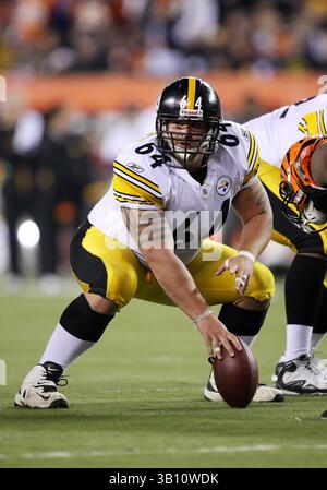 The Pittsburgh Steelers and the Cincinnati Bengals at the snap at the ...