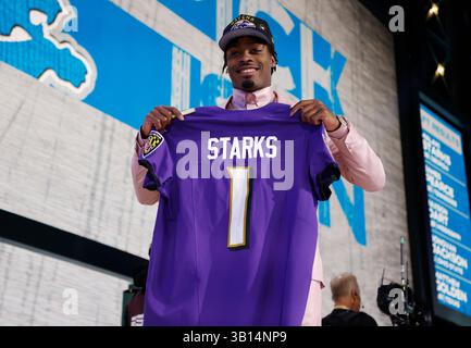 Baltimore Ravens safety Malaki Starks (24) works out during practice at ...