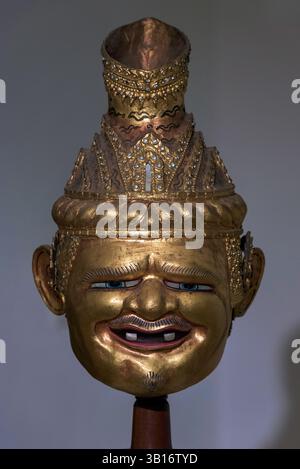 Khon mask exhibition of rare and valuable masks, the Queen's Gallery ...