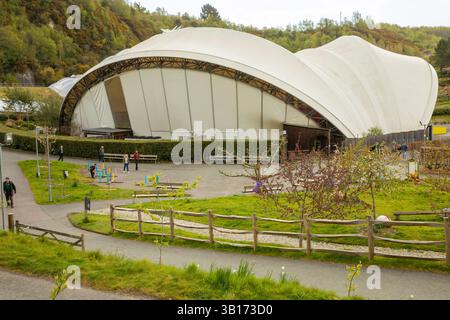 England, County Cornwall, Eden Project, botanical gardens Stock Photo ...