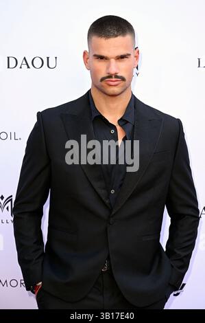 Jake Boffman bei der Verleihung der 9. Fashion Los Angeles Awards im ...