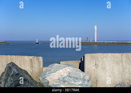 Radar tower in Ostend port, part of the Schelderadarketen / SRK chain ...