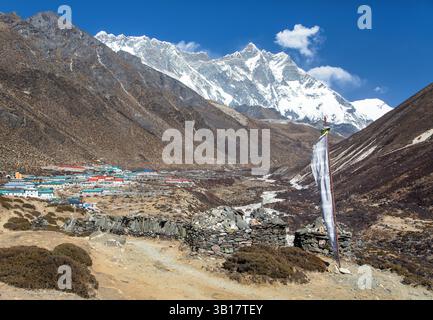 Dingboche village and mount Lhotse - trek to Everest base camp - Nepal ...