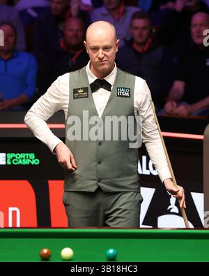 Chris Wakelin during the game against Mark Allen in the 2025 Halo World ...