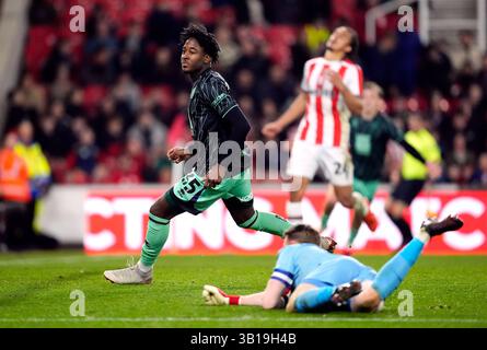 Andre Brooks of Sheffield United scores to make it 2-0 during the Sky ...