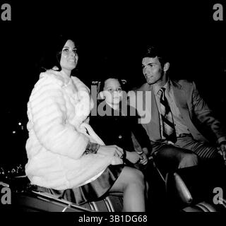 KENT McCORD with wife CYNTHIA LEE DOTY and daughter KRISTIN McCORD 09 ...