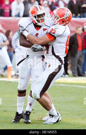 Bowling Green Falcons tight end Christian Sims (88) runs towards the ...