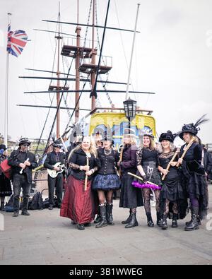 Whitby, United Kingdom, 26th. April, 2025. Gothic cosplayers gather in ...