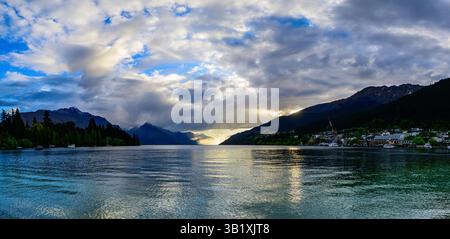 Sights and scenes from Queenstown, New Zealand Stock Photo - Alamy