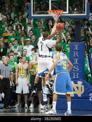 Notre Dame Forward Tyrone Nash (1) defends South Florida Forward Jarrid ...