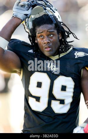 Central Florida defensive end Jarvis Geathers (99) pulls down Southern ...