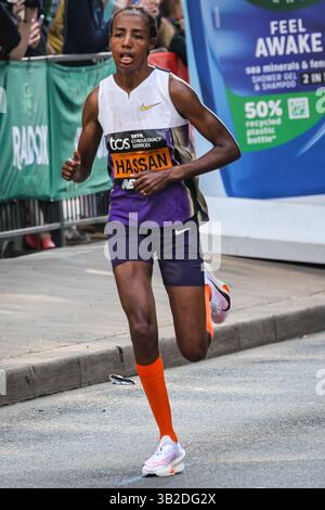 Winner of the Elite Female marathon Dutch Sifan Hassan celebrates after ...