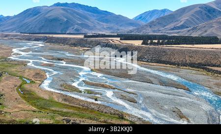 The Ahuriri braided river flowing through the Ahuriri conservation ...