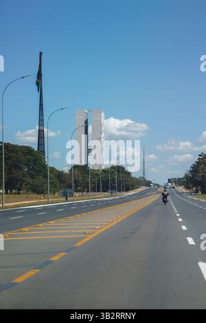 The National congress and brazilian flag on eixo monumental typical ...