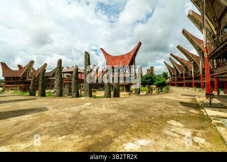 Groupe of megaliths, in the Museum Budaya Rambu solo Ne Gandeng. Museum ...
