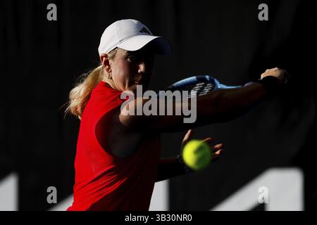 Jessica Bouzas Maneiro of Spain plays a return to Dayana Yastremska of ...