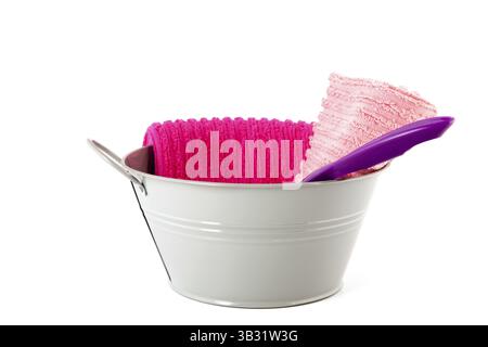 Basin for washing the dishes with brush and clothes Stock Photo - Alamy