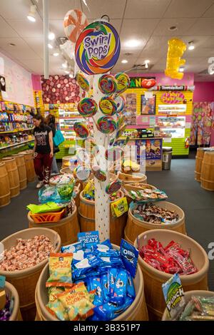 Livonia, Michigan - A candy store at Laurel Park Place, a shopping mall ...
