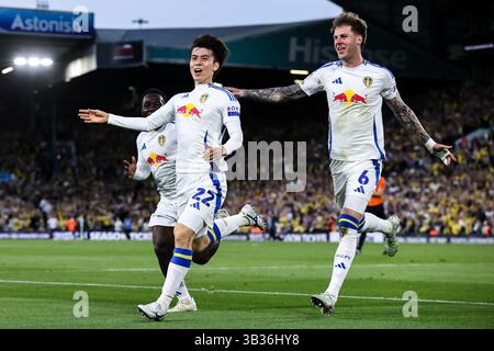 Ao Tanaka of Leeds United celebrates his goal to make it 1-2 during the ...