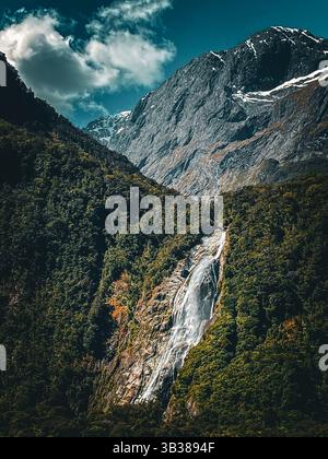 Aerial views through Milford Sound fjords, over lake Quill and ...