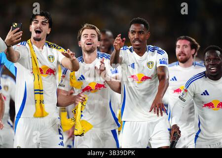 Leeds United's Pascal Struijk, Patrick Bamford and Junior Firpo ...