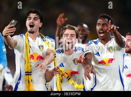 Leeds United's Pascal Struijk, Patrick Bamford and Junior Firpo ...