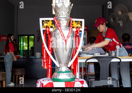 Lamphun, Thailand. 28th Apr, 2025. A Liverpool football fan is seen ...