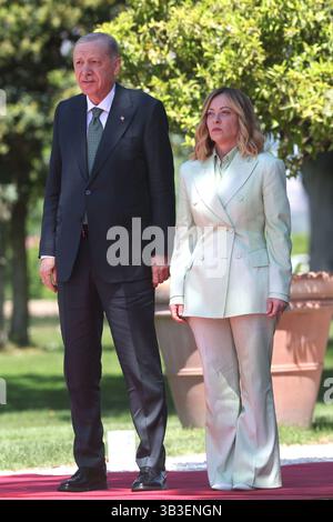 Rome, President Giorgia Meloni receives King Charles at Villa Doria ...