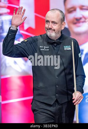 John Higgins ahead of his match against Mark Williams, on day eleven of ...