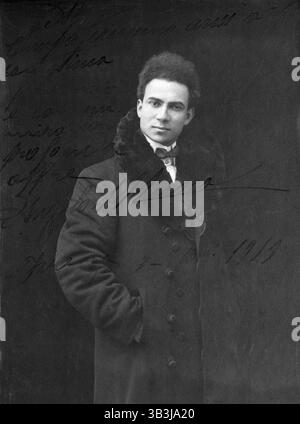 Italian stage and film actor Angelo Musco, 1920s Stock Photo - Alamy