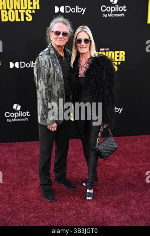 Mickey Thomas mit Ehefrau Rachel Thomas bei der Weltpremiere des ...